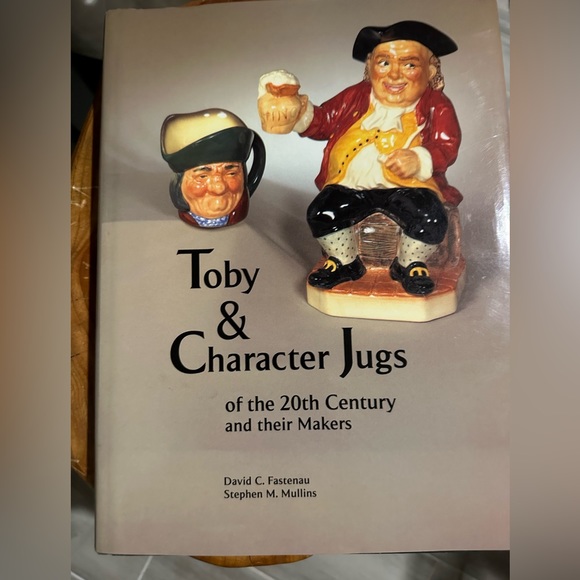 Royal Doulton | Other | Used Toby And Character Jugs Of The 2th Century ...